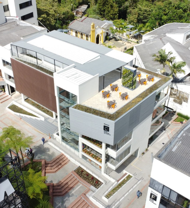 Universidad Católica de Manizales celebra sus 70 años con la inauguración del Bloque C